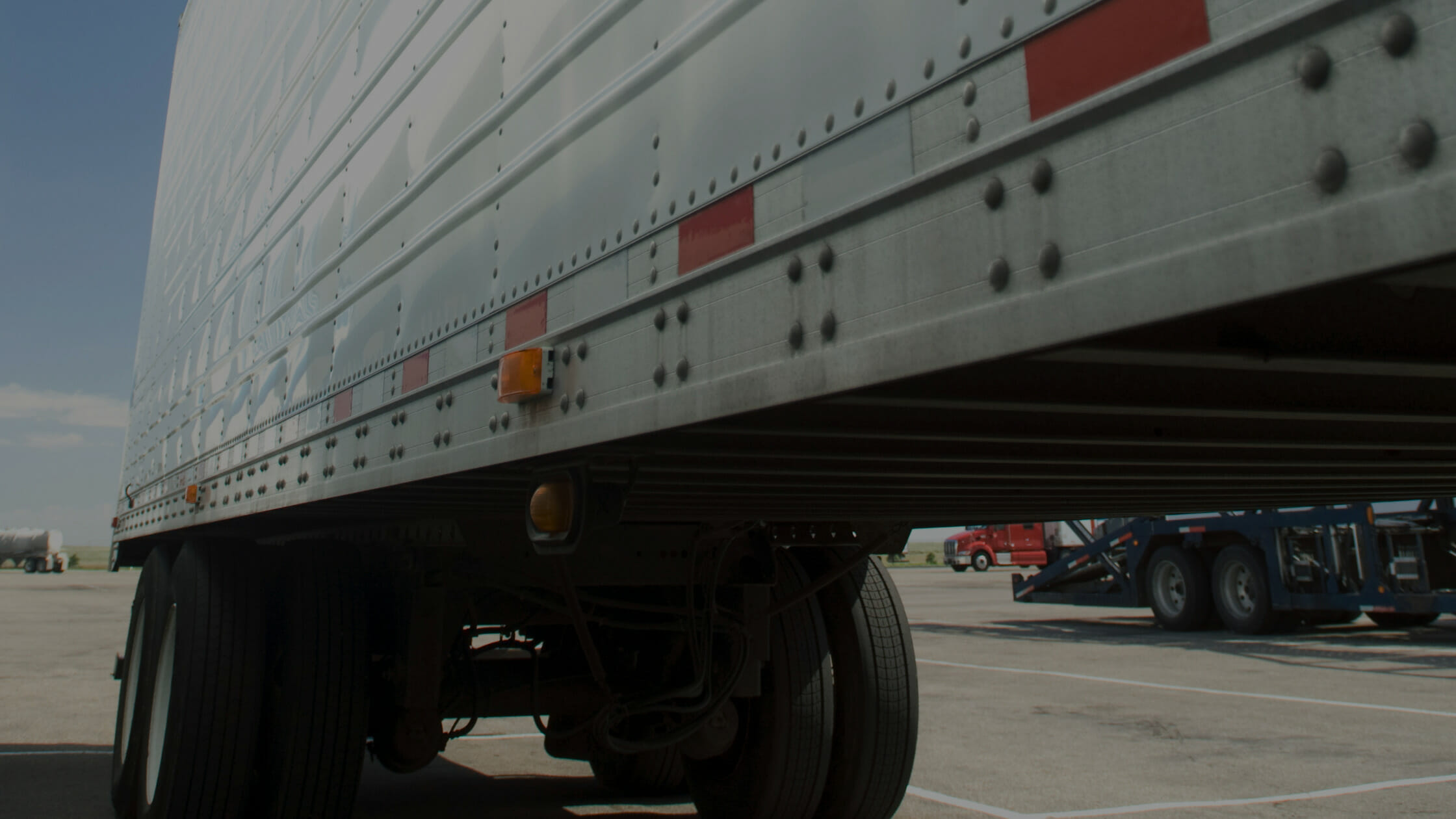 How to Back a Tractor-Trailer - Easley Transportation